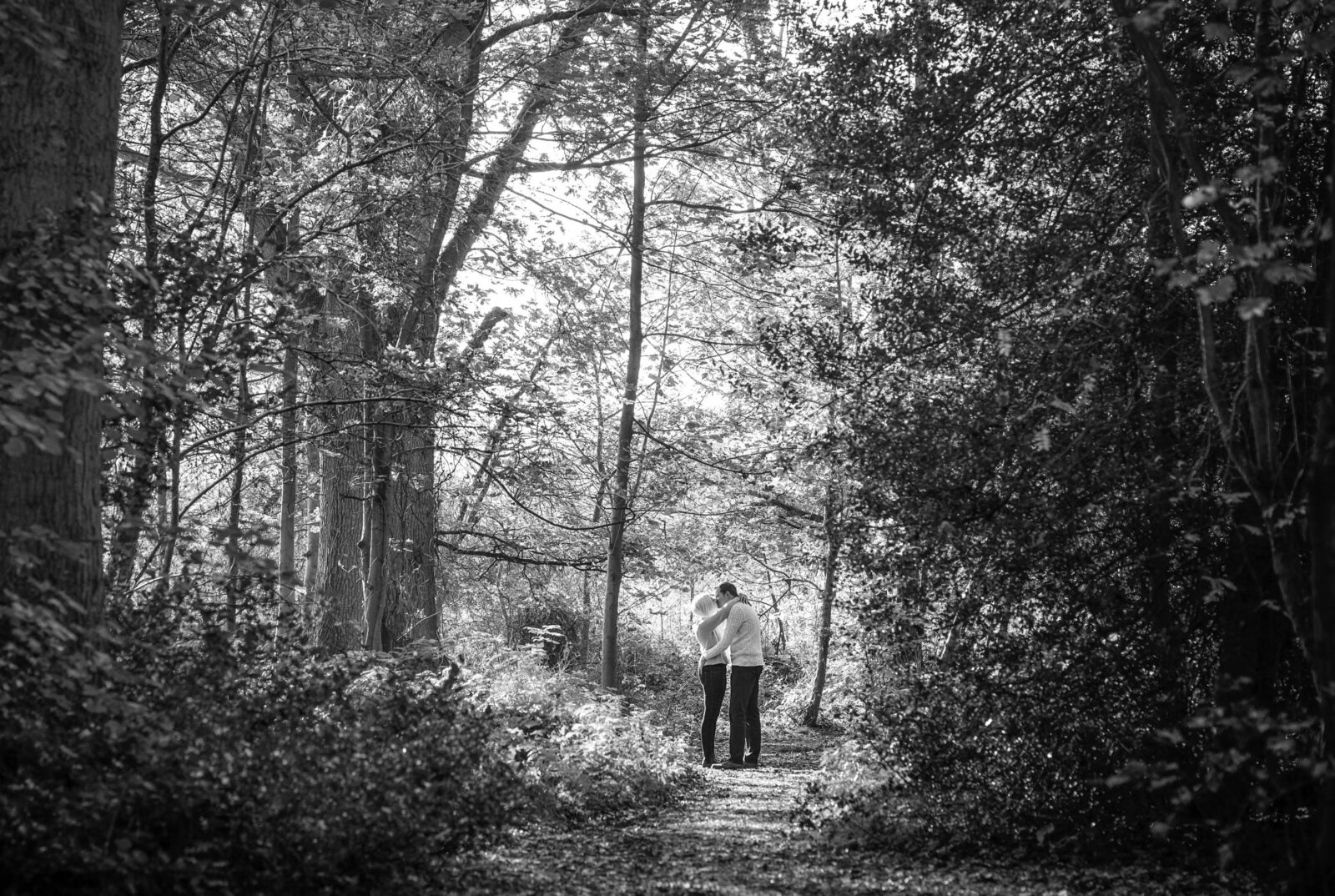 What to Expect from an Engagement Photoshoot | Victoria Amrose