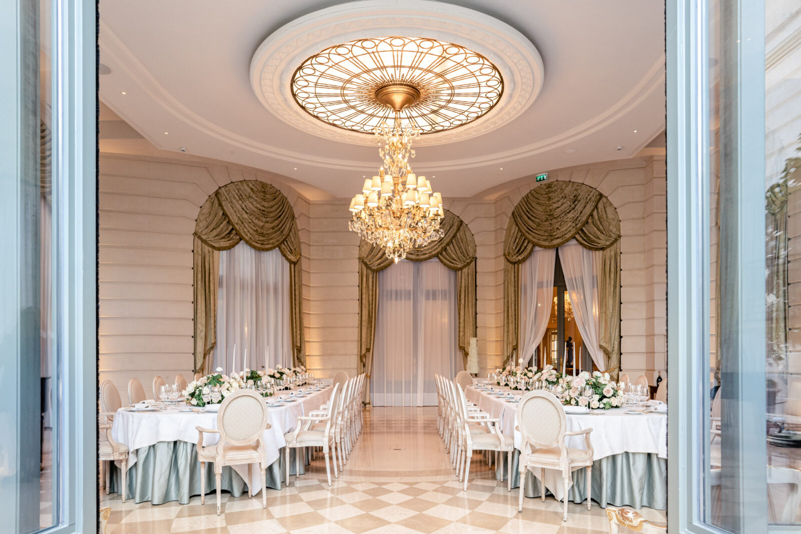 Plan the Perfect Luxury Wedding at the Ritz Hotel in Paris