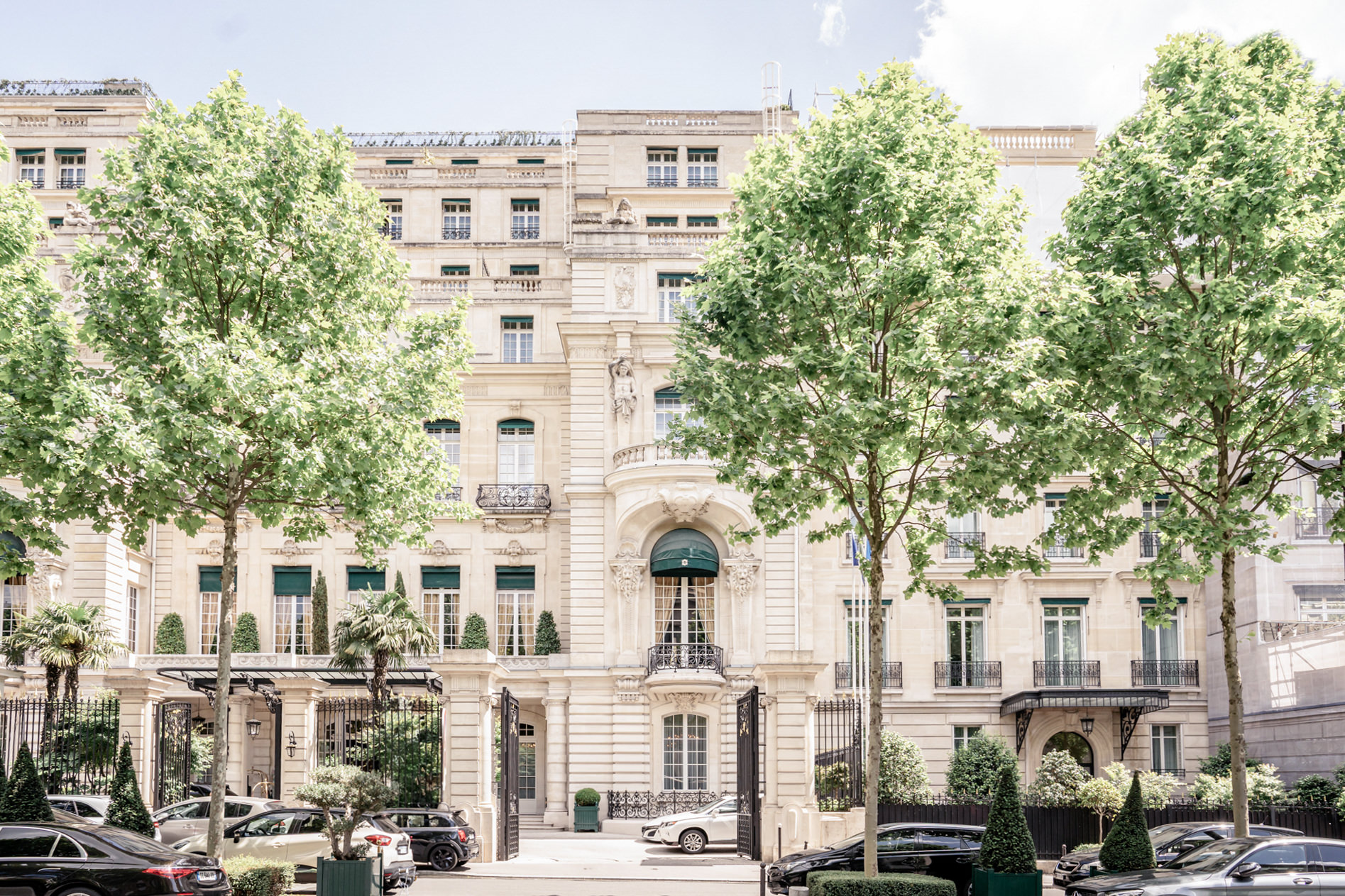 Top 10 Luxury Wedding Venues in Paris